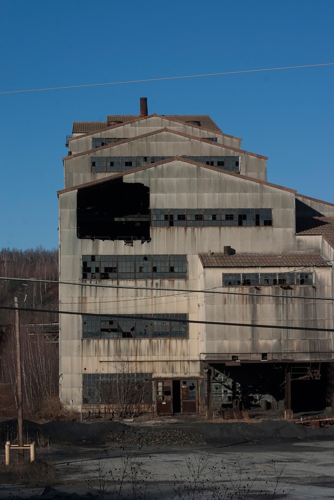 Men on Mars - Photos of the Abandoned Old Saint Nicholas Coal Breaker